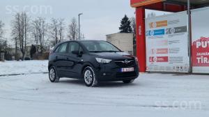 Black Opel Crossland X 2018 in Jelgava, with an engine capacity of 1.20 L and mileage of 101 thousand km for 8950 €, photo 2 on AUTOMOTO.COM.LV