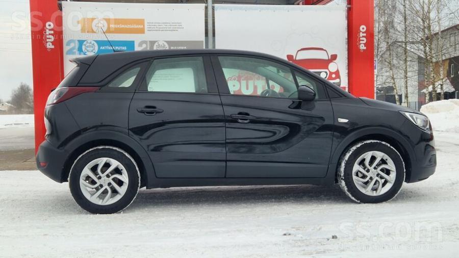 Black Opel Crossland X 2018 in Jelgava, with an engine capacity of 1.20 L and mileage of 101 thousand km for 8950 €, photo 3 on AUTOMOTO.COM.LV