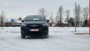 Black Opel Crossland X 2018 in Jelgava, with an engine capacity of 1.20 L and mileage of 101 thousand km for 8950 €, photo 16 on AUTOMOTO.COM.LV
