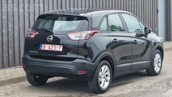 Black Opel Crossland X 2018 in Jelgava, with an engine capacity of 1.20 L and mileage of 101 thousand km for 8250 €, photo 6 on AUTOMOTO.COM.LV