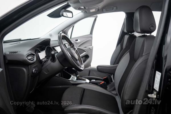 Melns Opel Crossland X 2018 Tallina, ar dzinēja tilpumu 1.20 L un nobraukumu 93 tūkst. km par 11999 €, foto 8 vietnē AUTOMOTO.COM.LV