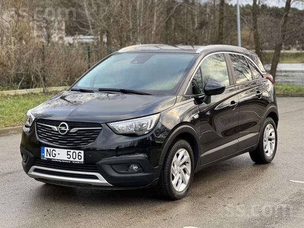 Black Opel Crossland X 2019 in Riga, with an engine capacity of 1.50 L and mileage of 156 thousand km for 8390 €, photo 3 on AUTOMOTO.COM.LV