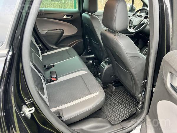 Black Opel Crossland X 2019 in Riga, with an engine capacity of 1.50 L and mileage of 156 thousand km for 8390 €, photo 8 on AUTOMOTO.COM.LV