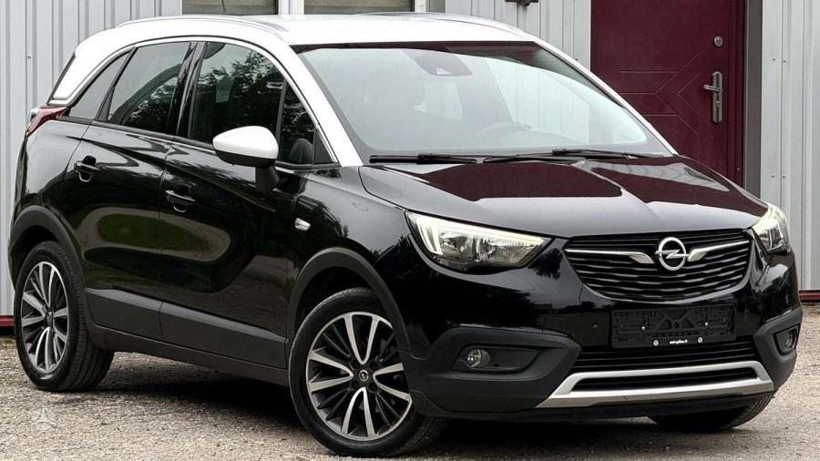 Black Opel Crossland X 2018 in Ukmerge, with an engine capacity of 1.20 L and mileage of 204 thousand km for 6500 €, photo 3 on AUTOMOTO.COM.LV