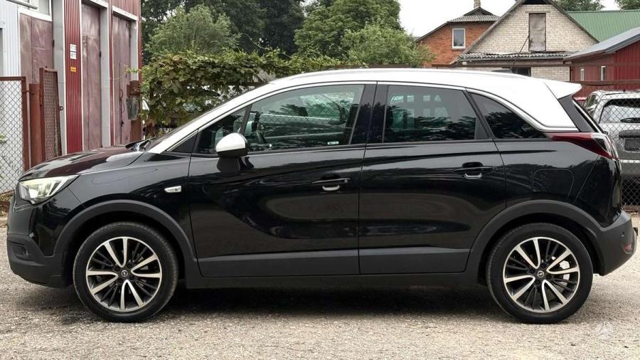Black Opel Crossland X 2018 in Ukmerge, with an engine capacity of 1.20 L and mileage of 204 thousand km for 6500 €, photo 7 on AUTOMOTO.COM.LV