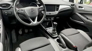 Black Opel Crossland X 2018 in Ukmerge, with an engine capacity of 1.20 L and mileage of 204 thousand km for 6500 €, photo 10 on AUTOMOTO.COM.LV