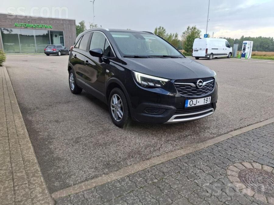 Черный Опель Crossland X 2019 в Салдус, объемом двигателя 1.20 л и пробегом 110 тыс. км за 10500 €, фото 4 на AUTOMOTO.COM.LV