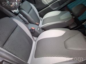 Черный Опель Crossland X 2019 в Салдус, объемом двигателя 1.20 л и пробегом 110 тыс. км за 10500 €, фото 6 на AUTOMOTO.COM.LV