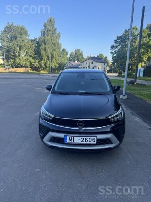 Black Opel Crossland X 2021 in Riga, with an engine capacity of 1.20 L and mileage of 39 thousand km for 13450 €, photo 8 on AUTOMOTO.COM.LV