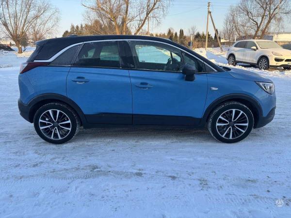Blue Opel Crossland X 2017 in Taurage, with an engine capacity of 1.20 L and mileage of 120 thousand km for 5900 €, photo 5 on AUTOMOTO.COM.LV