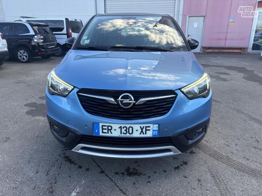 Blue Opel Crossland X 2017 in Taurage, with an engine capacity of 1.20 L and mileage of 120 thousand km for 6200 €, photo 2 on AUTOMOTO.COM.LV