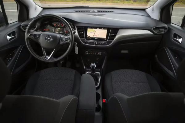 Синий Опель Crossland X 2017 в Елгава, объемом двигателя 1.60 л и пробегом 188 тыс. км за 8900 €, фото 8 на AUTOMOTO.COM.LV