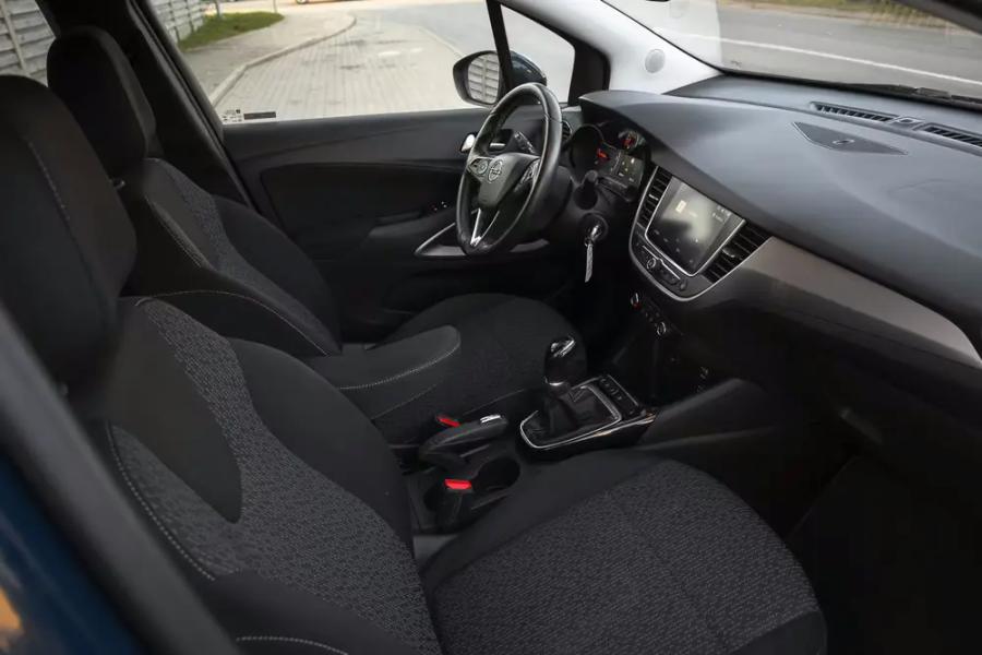 Zils Opel Crossland X 2017 Jelgava, ar dzinēja tilpumu 1.60 L un nobraukumu 188 tūkst. km par 8900 €, foto 10 vietnē AUTOMOTO.COM.LV