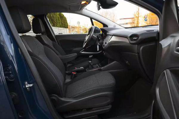 Синий Опель Crossland X 2017 в Елгава, объемом двигателя 1.60 л и пробегом 188 тыс. км за 8900 €, фото 10 на AUTOMOTO.COM.LV