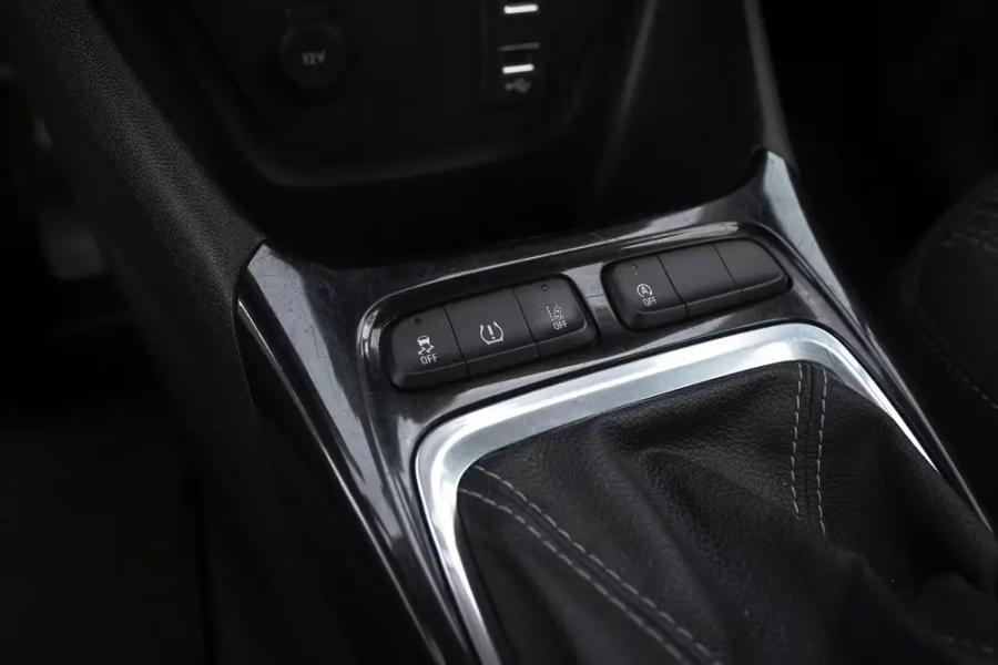 Zils Opel Crossland X 2017 Jelgava, ar dzinēja tilpumu 1.60 L un nobraukumu 188 tūkst. km par 8900 €, foto 16 vietnē AUTOMOTO.COM.LV