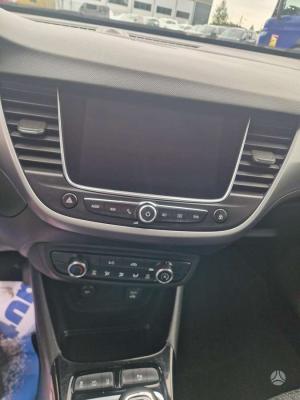Blue Opel Crossland X 2017 in Ukmerge, with an engine capacity of 1.56 L and mileage of 128 thousand km for 7650 €, photo 21 on AUTOMOTO.COM.LV