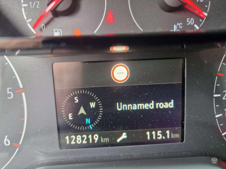 Blue Opel Crossland X 2017 in Ukmerge, with an engine capacity of 1.56 L and mileage of 128 thousand km for 7650 €, photo 22 on AUTOMOTO.COM.LV