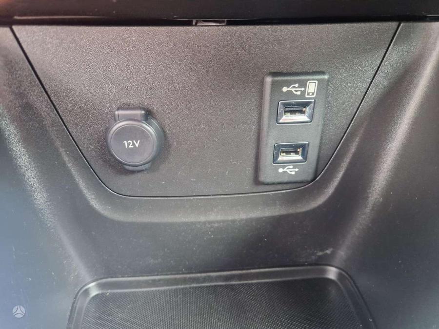 Blue Opel Crossland X 2017 in Ukmerge, with an engine capacity of 1.56 L and mileage of 128 thousand km for 7650 €, photo 26 on AUTOMOTO.COM.LV