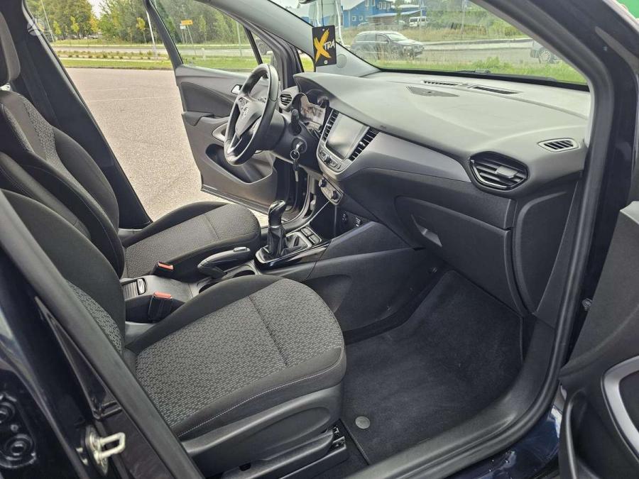 Синий Опель Crossland X 2017 в Укмерге, объемом двигателя 1.56 л и пробегом 130 тыс. км за 7100 €, фото 14 на AUTOMOTO.COM.LV