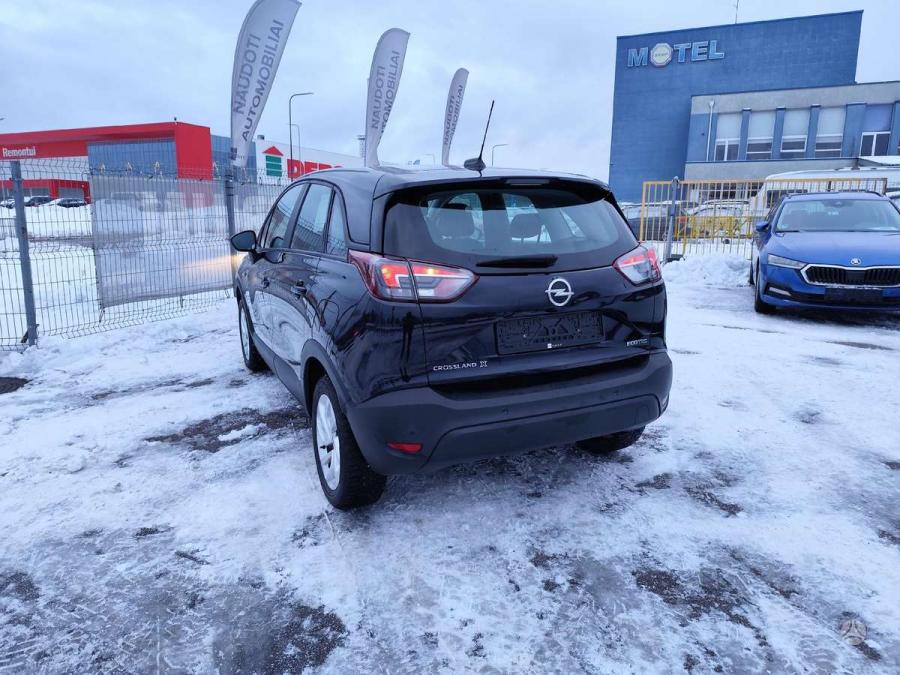 Blue Opel Crossland X 2018 in Kaunas, with an engine capacity of 1.20 L and mileage of 191 thousand km for 6450 €, photo 6 on AUTOMOTO.COM.LV