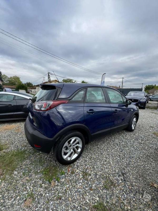 Blue Opel Crossland X 2018 in Vilnius, with an engine capacity of 1.20 L and mileage of 126 thousand km for 7400 €, photo 4 on AUTOMOTO.COM.LV