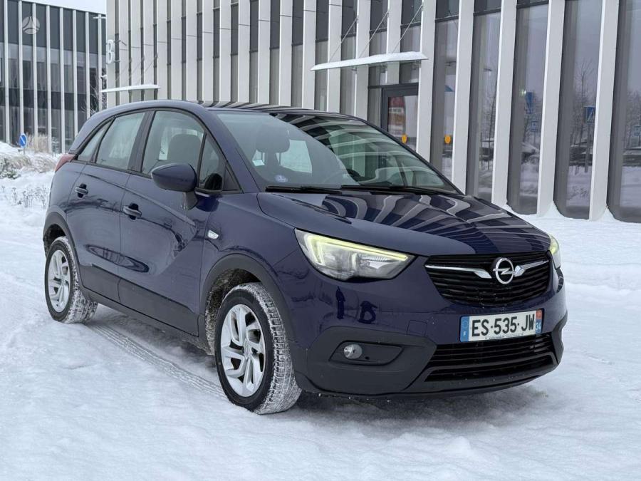 Blue Opel Crossland X 2018 in Vilnius, with an engine capacity of 1.20 L and mileage of 127 thousand km for 7400 €, photo 8 on AUTOMOTO.COM.LV
