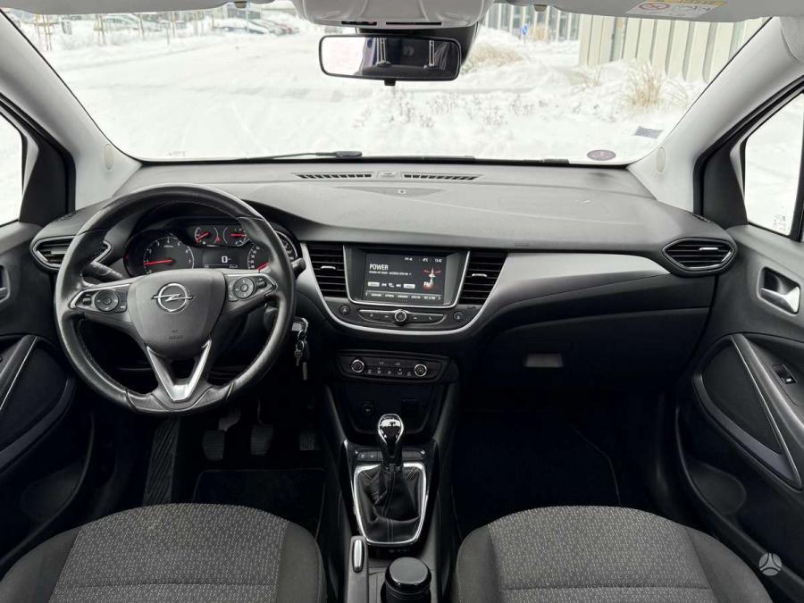 Blue Opel Crossland X 2018 in Vilnius, with an engine capacity of 1.20 L and mileage of 127 thousand km for 7400 €, photo 11 on AUTOMOTO.COM.LV
