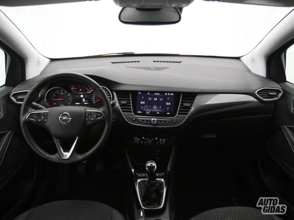 Blue Opel Crossland X 2018 in Vilnius, with an engine capacity of 1.20 L and mileage of 122 thousand km for 9199 €, photo 2 on AUTOMOTO.COM.LV