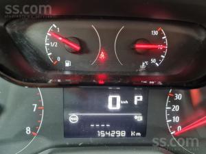 Blue Opel Crossland X 2018 in Jelgava, with an engine capacity of 1.20 L and mileage of 0 thousand km for 8990 €, photo 3 on AUTOMOTO.COM.LV