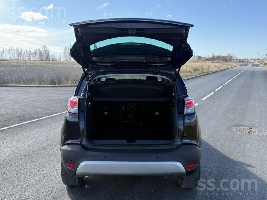 Blue Opel Crossland X 2018 in Liepaja, with an engine capacity of 1.20 L and mileage of 153 thousand km for 6200 €, photo 10 on AUTOMOTO.COM.LV