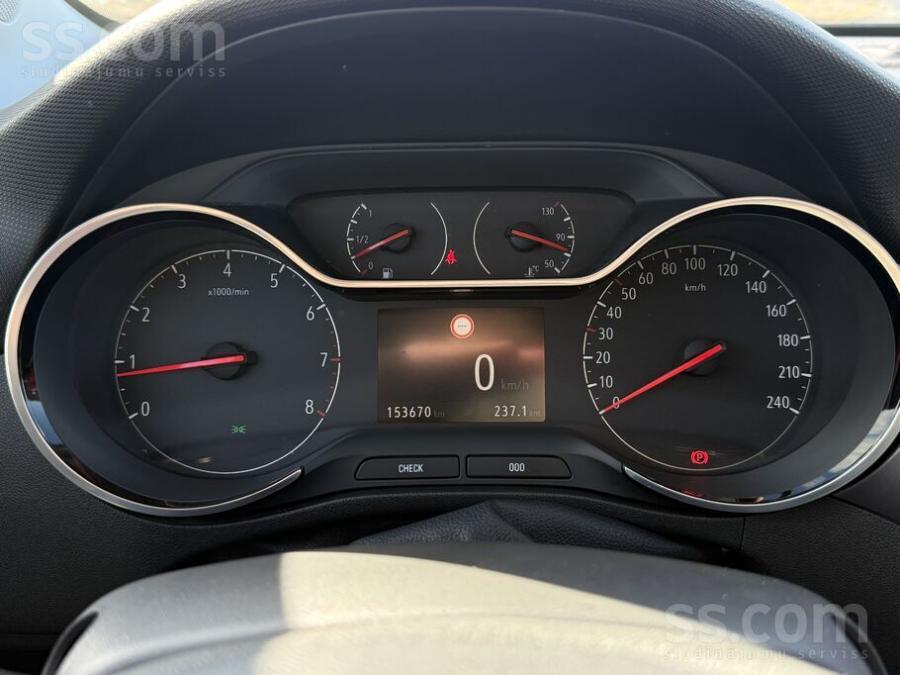 Blue Opel Crossland X 2018 in Liepaja, with an engine capacity of 1.20 L and mileage of 153 thousand km for 6200 €, photo 21 on AUTOMOTO.COM.LV