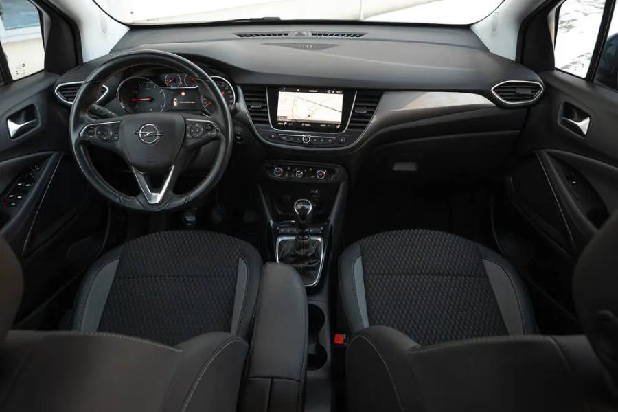 Zils Opel Crossland X 2018 Jelgava, ar dzinēja tilpumu 1.20 L un nobraukumu 125 tūkst. km par 7500 €, foto 9 vietnē AUTOMOTO.COM.LV