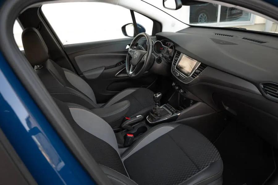 Zils Opel Crossland X 2018 Jelgava, ar dzinēja tilpumu 1.20 L un nobraukumu 125 tūkst. km par 7500 €, foto 11 vietnē AUTOMOTO.COM.LV