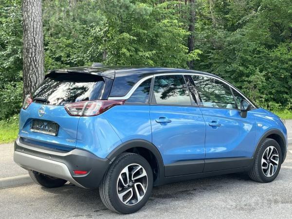 Blue Opel Crossland X 2018 in Valmiera, with an engine capacity of 1.20 L and mileage of 0 thousand km for 8900 €, photo 4 on AUTOMOTO.COM.LV