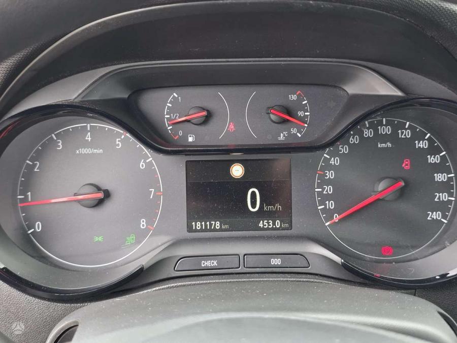 Zils Opel Crossland X 2019 Tauragė, ar dzinēja tilpumu 1.50 L un nobraukumu 180 tūkst. km par 6950 €, foto 14 vietnē AUTOMOTO.COM.LV