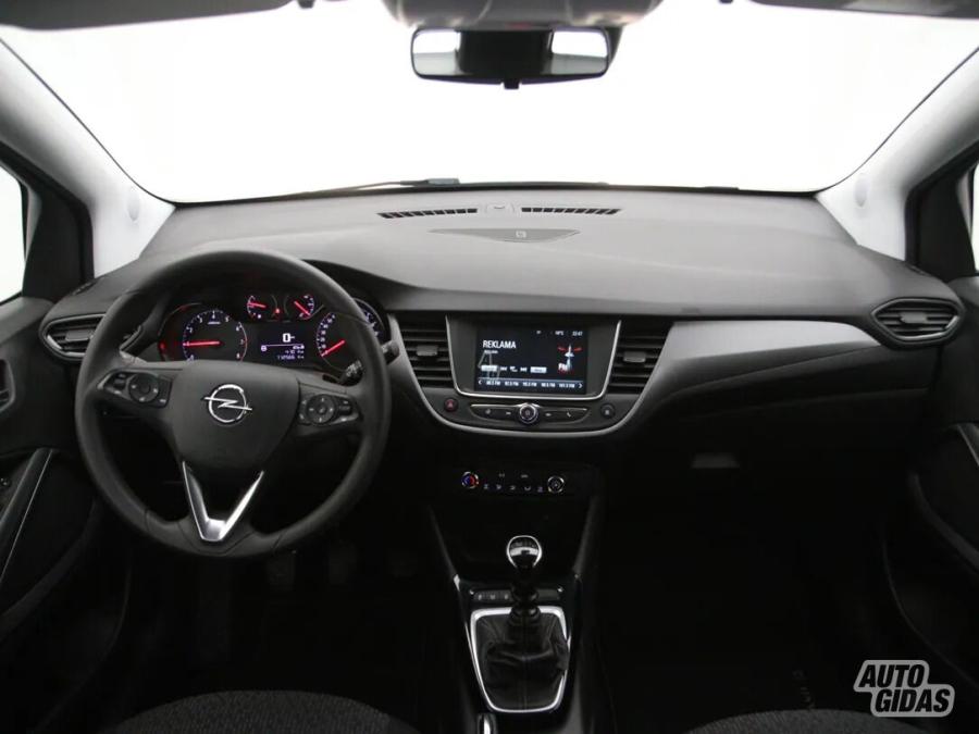 Blue Opel Crossland X 2020 in Vilnius, with an engine capacity of 1.20 L and mileage of 113 thousand km for 9499 €, photo 3 on AUTOMOTO.COM.LV