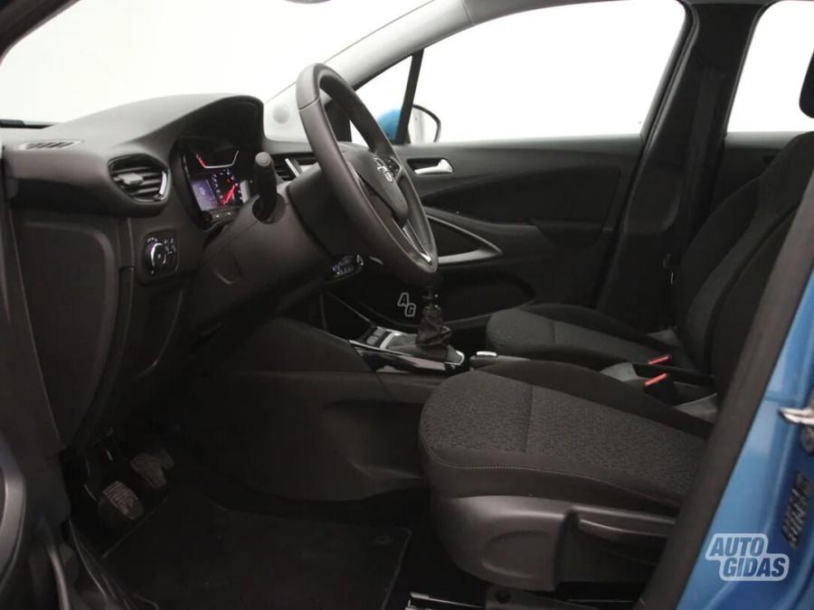 Blue Opel Crossland X 2020 in Vilnius, with an engine capacity of 1.20 L and mileage of 113 thousand km for 9499 €, photo 5 on AUTOMOTO.COM.LV