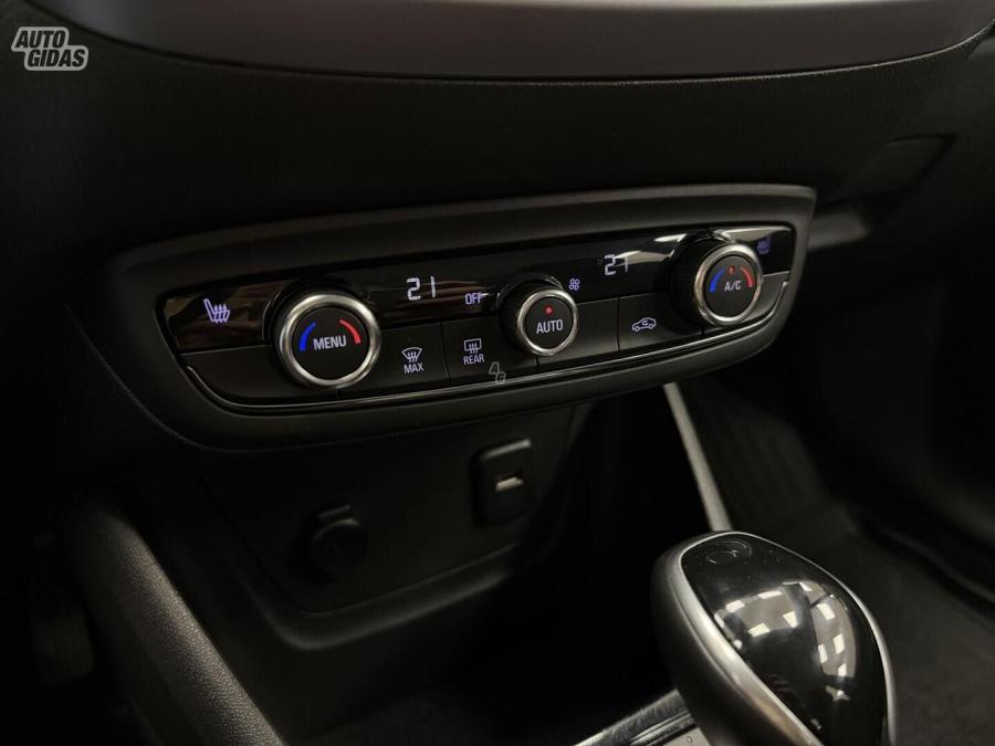 Blue Opel Crossland X 2021 in Vilnius, with an engine capacity of 1.20 L and mileage of 82 thousand km for 11990 €, photo 15 on AUTOMOTO.COM.LV