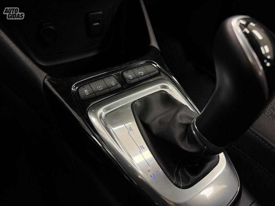 Blue Opel Crossland X 2021 in Vilnius, with an engine capacity of 1.20 L and mileage of 82 thousand km for 11990 €, photo 16 on AUTOMOTO.COM.LV