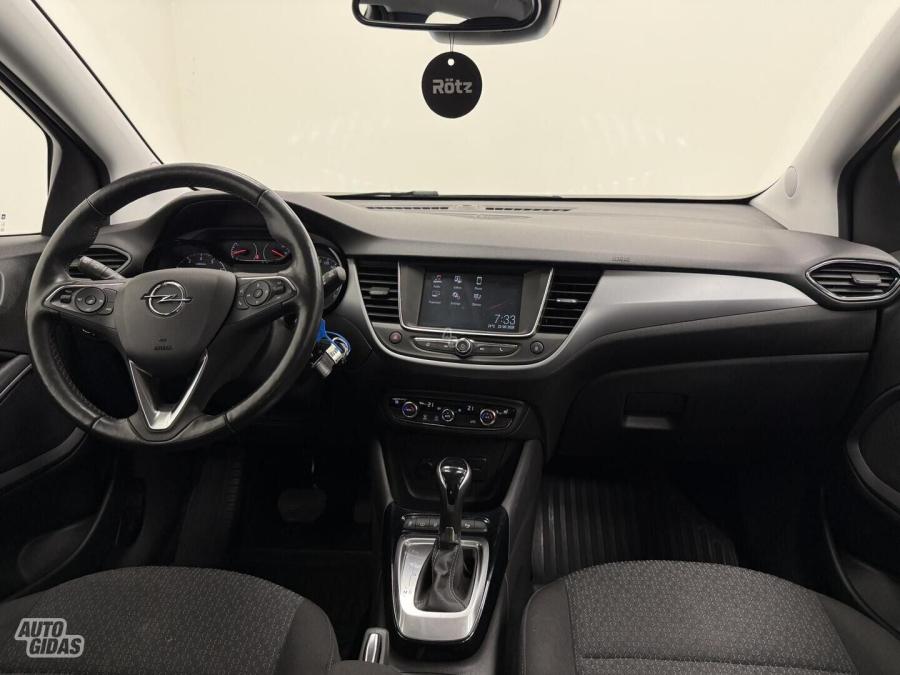 Blue Opel Crossland X 2021 in Vilnius, with an engine capacity of 1.20 L and mileage of 82 thousand km for 11990 €, photo 28 on AUTOMOTO.COM.LV