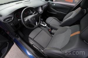Blue Opel Crossland X 2021 in Jelgava, with an engine capacity of 1.20 L and mileage of 0 thousand km for 13350 €, photo 9 on AUTOMOTO.COM.LV