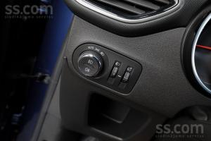 Blue Opel Crossland X 2021 in Jelgava, with an engine capacity of 1.20 L and mileage of 0 thousand km for 13350 €, photo 25 on AUTOMOTO.COM.LV
