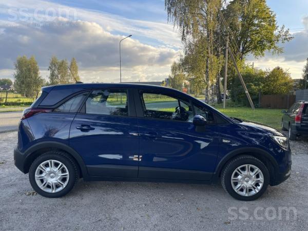 Blue Opel Crossland X 2019 in Riga, with an engine capacity of 1.20 L and mileage of 213 thousand km for 7990 €, photo 6 on AUTOMOTO.COM.LV
