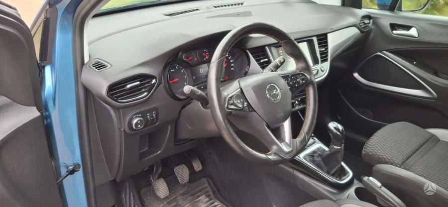Zils Opel Crossland X 2017 Rokiškis, ar dzinēja tilpumu 1.20 L un nobraukumu 140 tūkst. km par 6100 €, foto 17 vietnē AUTOMOTO.COM.LV