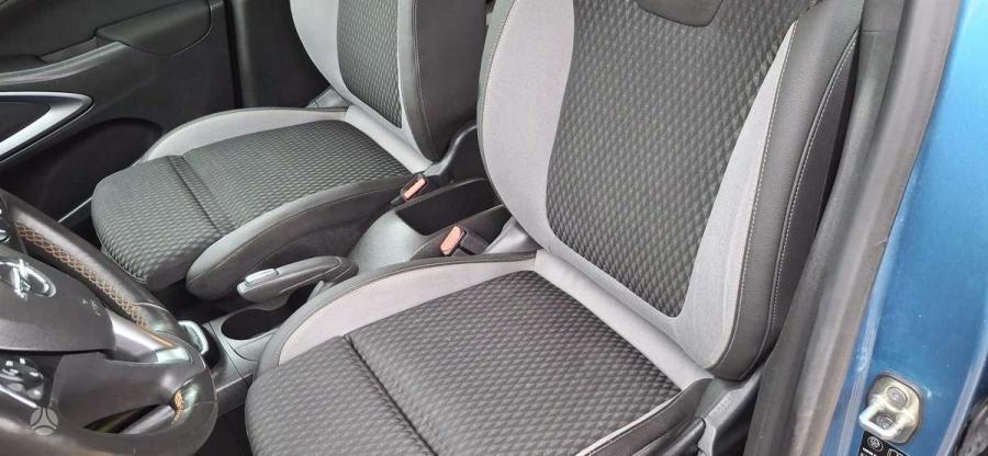 Zils Opel Crossland X 2017 Rokiškis, ar dzinēja tilpumu 1.20 L un nobraukumu 140 tūkst. km par 6100 €, foto 20 vietnē AUTOMOTO.COM.LV