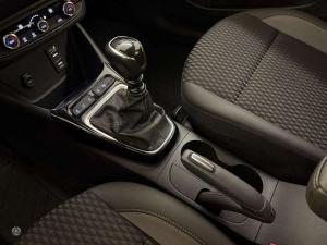 Brown Opel Crossland X 2017 in Marijampole, with an engine capacity of 1.20 L and mileage of 134 thousand km for 8750 €, photo 11 on AUTOMOTO.COM.LV