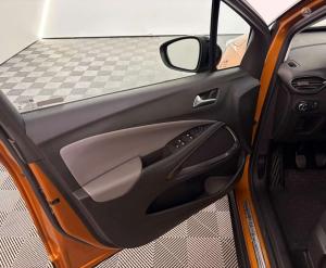 Brown Opel Crossland X 2017 in Marijampole, with an engine capacity of 1.20 L and mileage of 134 thousand km for 8750 €, photo 29 on AUTOMOTO.COM.LV