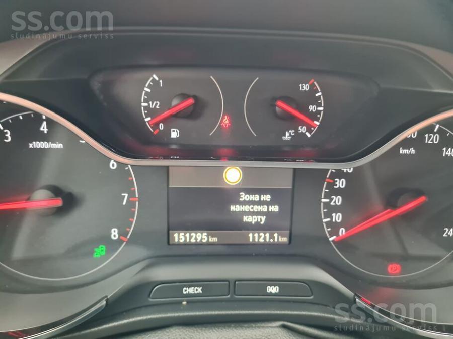 Brown Opel Crossland X 2018 in Jelgava, with an engine capacity of 1.20 L and mileage of 0 thousand km for 8900 €, photo 3 on AUTOMOTO.COM.LV