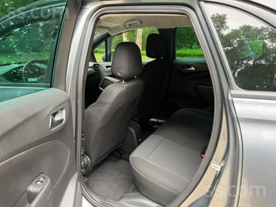 Opel Crossland X 2017 in Riga, with an engine capacity of 1.20 L and mileage of 0 thousand km for 8599 €, photo 26 on AUTOMOTO.COM.LV