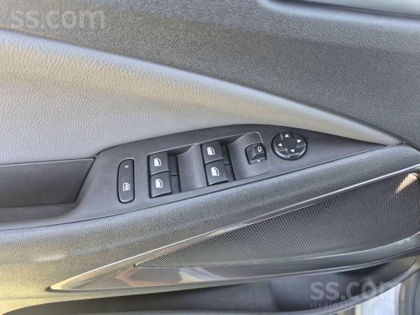 Opel Crossland X 2018 Liepāja, ar dzinēja tilpumu 1.20 L un nobraukumu 120 tūkst. km par 9800 €, foto 9 vietnē AUTOMOTO.COM.LV